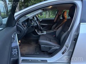 Pelēks Volvo V60 2013 Cēsis, ar dzinēja tilpumu 1.60 L un nobraukumu 0 tūkst. km par 5700 €, foto 11 vietnē AUTOMOTO.COM.LV
