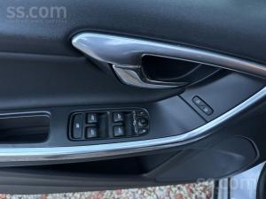Pelēks Volvo V60 2013 Cēsis, ar dzinēja tilpumu 1.60 L un nobraukumu 0 tūkst. km par 5700 €, foto 14 vietnē AUTOMOTO.COM.LV