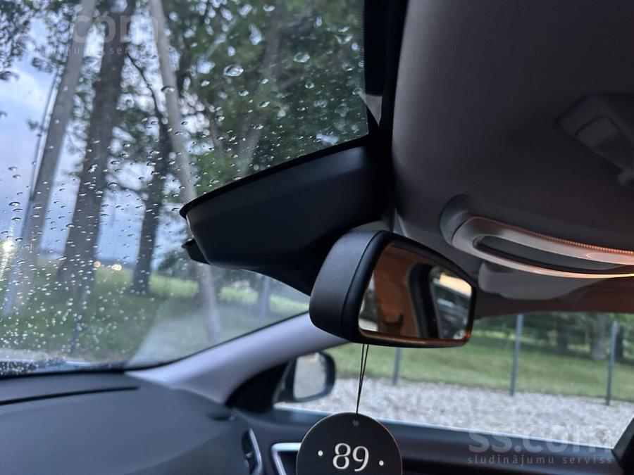 Pelēks Volvo V60 2013 Cēsis, ar dzinēja tilpumu 1.60 L un nobraukumu 0 tūkst. km par 5700 €, foto 18 vietnē AUTOMOTO.COM.LV
