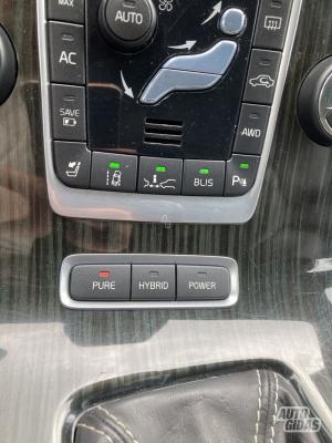 Grey Volvo V60 2013 in Vilnius, with an engine capacity of 2.40 L and mileage of 290 thousand km for 5850 €, photo 11 on AUTOMOTO.COM.LV