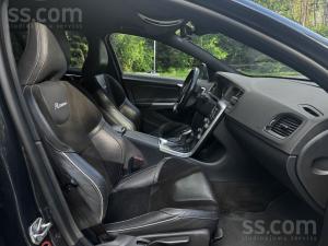 Pelēks Volvo V60 2013 Saldus, ar dzinēja tilpumu 1.60 L un nobraukumu 378 tūkst. km par 5500 €, foto 8 vietnē AUTOMOTO.COM.LV