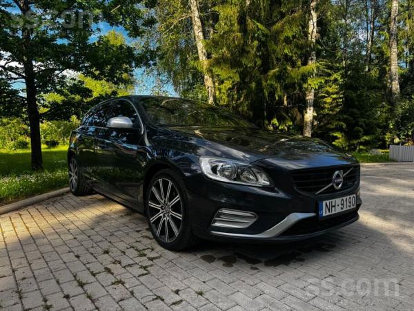 Серый Вольво B60 2013 в Салдус, объемом двигателя 1.60 л и пробегом 378 тыс. км за 5500 €, фото 1 на AUTOMOTO.COM.LV