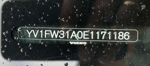 Pelēks Volvo V60 2013 Panevēža, ar dzinēja tilpumu 1.98 L un nobraukumu 291 tūkst. km par 6950 €, foto 19 vietnē AUTOMOTO.COM.LV