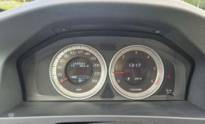 Grey Volvo V60 2013 in Utena, with an engine capacity of 2.00 L and mileage of 265 thousand km for 6490 €, photo 17 on AUTOMOTO.COM.LV