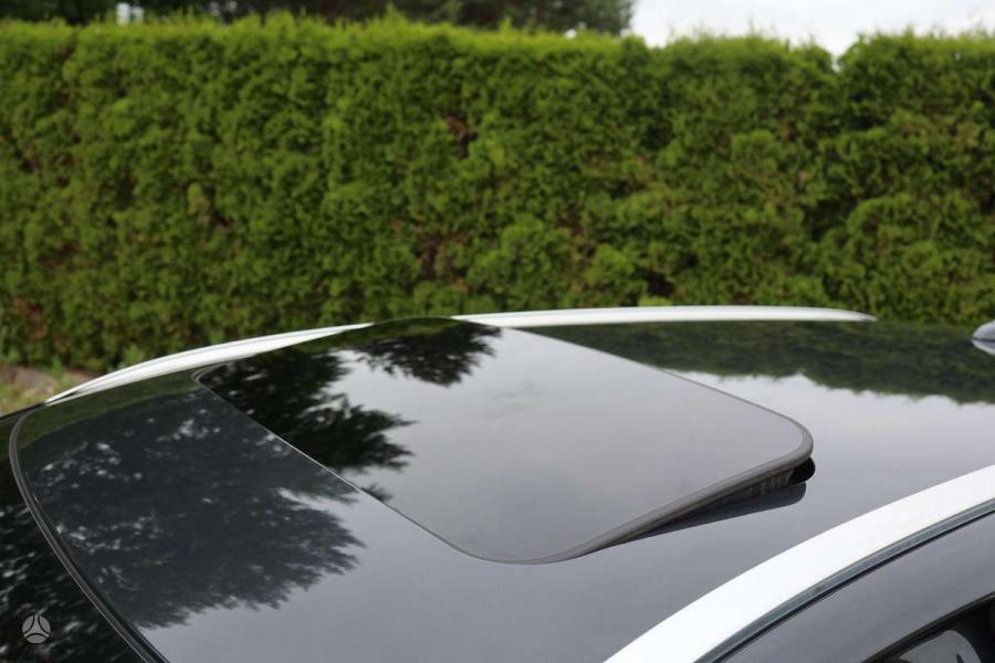 Pelēks Volvo V60 2013 Alīta, ar dzinēja tilpumu 2.40 L un nobraukumu 289 tūkst. km par 6300 €, foto 37 vietnē AUTOMOTO.COM.LV