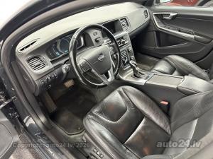 Pelēks Volvo V60 2013 Tallina, ar dzinēja tilpumu 1.60 L un nobraukumu 375 tūkst. km par 4499 €, foto 6 vietnē AUTOMOTO.COM.LV