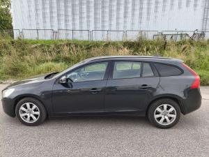 Grey Volvo V60 2013 in Vilnius, with an engine capacity of 2.00 L and mileage of 278 thousand km for 5700 €, photo  on AUTOMOTO.COM.LV