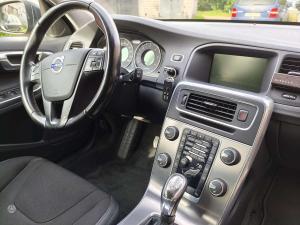 Pelēks Volvo V60 2013 Viļņa, ar dzinēja tilpumu 2.00 L un nobraukumu 278 tūkst. km par 5700 €, foto 12 vietnē AUTOMOTO.COM.LV