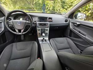 Pelēks Volvo V60 2013 Viļņa, ar dzinēja tilpumu 2.00 L un nobraukumu 278 tūkst. km par 5700 €, foto 15 vietnē AUTOMOTO.COM.LV