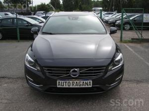 Grey Volvo V60 2013 in Riga, with an engine capacity of 2.40 L and mileage of 0 thousand km for 8350 €, photo 6 on AUTOMOTO.COM.LV