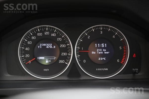 Вольво B60 2013 в Рига на AUTOMOTO.COM.LV Серый Вольво B60 2013 в Рига, объемом двигателя 2.00 л и пробегом 238 тыс. км за 5495 €, фото 9 на AUTOMOTO.COM.LV