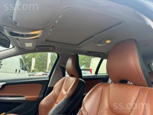 Grey Volvo V60 2013 in Riga, with an engine capacity of 2.40 L and mileage of 341 thousand km for 3994 €, photo 10 on AUTOMOTO.COM.LV