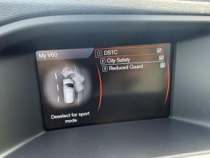 Pelēks Volvo V60 2013 Alīta, ar dzinēja tilpumu 2.40 L un nobraukumu 278 tūkst. km par 5999 €, foto 19 vietnē AUTOMOTO.COM.LV