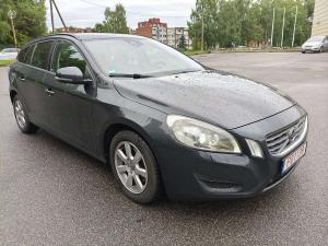 Grey Volvo V60 2013 in Vilnius, with an engine capacity of 2.00 L and mileage of 278 thousand km for 5500 €, photo 6 on AUTOMOTO.COM.LV
