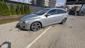 Серый Вольво B60 2013 в Клайпеда, объемом двигателя 2.40 л и пробегом 393 тыс. км за 4400 €, фото 4 на AUTOMOTO.COM.LV