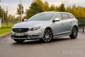 Grey Volvo V60 2013 in Jelgava, with an engine capacity of 2.40 L and mileage of 224 thousand km for 9250 €, photo 1 on AUTOMOTO.COM.LV