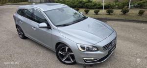 Grey Volvo V60 2014 in Kazlu Ruda, with an engine capacity of 2.40 L and mileage of 295 thousand km for 7300 €, photo 6 on AUTOMOTO.COM.LV