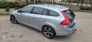 Grey Volvo V60 2014 in Kazlu Ruda, with an engine capacity of 2.40 L and mileage of 295 thousand km for 7300 €, photo 10 on AUTOMOTO.COM.LV