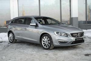 Pelēks Volvo V60 2014 Viļņa, ar dzinēja tilpumu 2.40 L un nobraukumu 243 tūkst. km par 9300 €, foto 8 vietnē AUTOMOTO.COM.LV