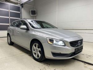 Grey Volvo V60 2014 in Radviliskis, with an engine capacity of 1.98 L and mileage of 142 thousand km for 8150 €, photo 2 on AUTOMOTO.COM.LV