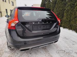 Pelēks Volvo V60 2014 Paide, ar dzinēja tilpumu 2.00 L un nobraukumu 177 tūkst. km par 7990 €, foto 5 vietnē AUTOMOTO.COM.LV