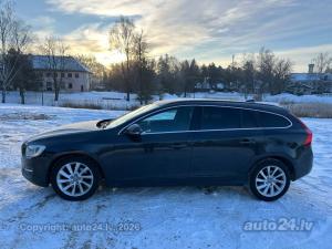 Pelēks Volvo V60 2014 Tallina, ar dzinēja tilpumu 2.00 L un nobraukumu 267 tūkst. km par 6450 €, foto 7 vietnē AUTOMOTO.COM.LV
