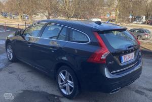 Pelēks Volvo V60 2014 Viļņa, ar dzinēja tilpumu 2.40 L un nobraukumu 298 tūkst. km par 5499 €, foto 2 vietnē AUTOMOTO.COM.LV