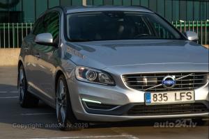 Pelēks Volvo V60 2014 Tallina, ar dzinēja tilpumu 2.00 L un nobraukumu 262 tūkst. km par 8950 €, foto 4 vietnē AUTOMOTO.COM.LV