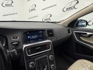 Grey Volvo V60 2014 in Avizieniai, with an engine capacity of 2.00 L and mileage of 168 thousand km for 6300 €, photo 25 on AUTOMOTO.COM.LV