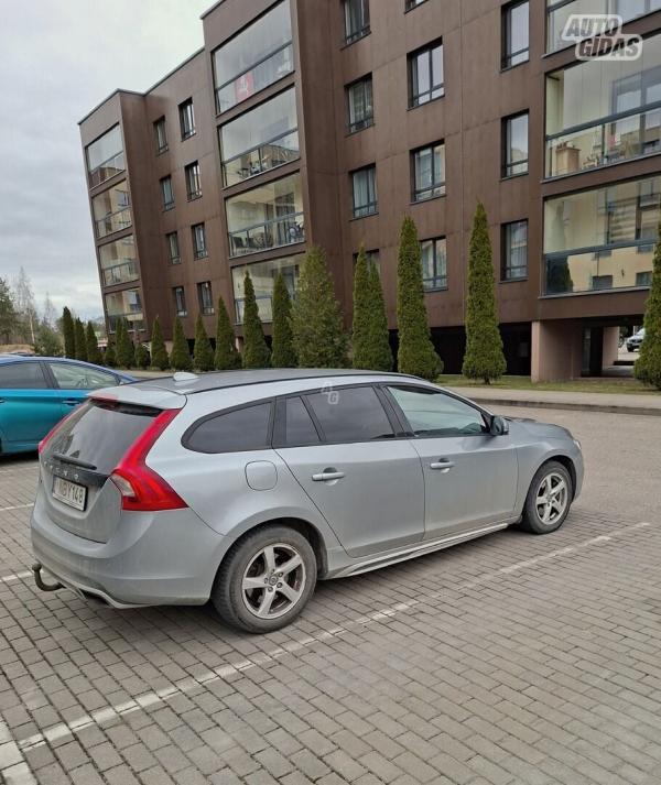 Pelēks Volvo V60 2014 Viļņa, ar dzinēja tilpumu 1.60 L un nobraukumu 252 tūkst. km par 3700 €, foto 4 vietnē AUTOMOTO.COM.LV