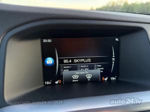 Grey Volvo V60 2014 in Tallinn, with an engine capacity of 1.60 L and mileage of 103 thousand km for 8290 €, photo 19 on AUTOMOTO.COM.LV