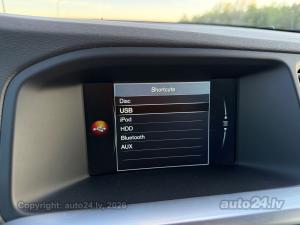 Grey Volvo V60 2014 in Tallinn, with an engine capacity of 1.60 L and mileage of 103 thousand km for 8290 €, photo 21 on AUTOMOTO.COM.LV