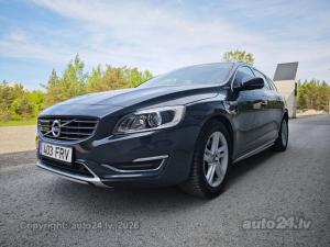 Grey Volvo V60 2014 in Tallinn, with an engine capacity of 2.40 L and mileage of 298 thousand km for 8900 €, photo  on AUTOMOTO.COM.LV