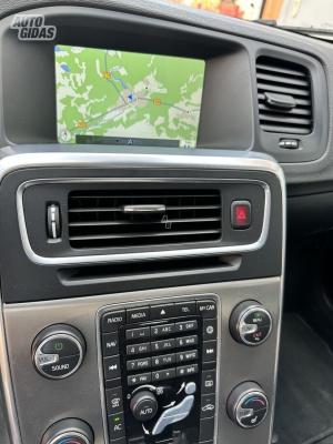 Pelēks Volvo V60 2014 Pabradė, ar dzinēja tilpumu 2.40 L un nobraukumu 246 tūkst. km par 8250 €, foto 15 vietnē AUTOMOTO.COM.LV