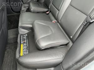 Pelēks Volvo V60 2014 Rīga, ar dzinēja tilpumu 2.40 L un nobraukumu 206 tūkst. km par 9990 €, foto 30 vietnē AUTOMOTO.COM.LV