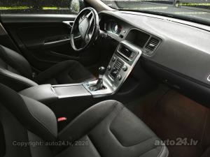 Серый Вольво B60 2014 в Тарту, объемом двигателя 2.00 л и пробегом 311 тыс. км за 5999 €, фото 3 на AUTOMOTO.COM.LV