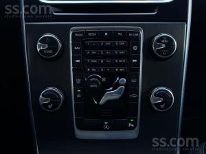 Grey Volvo V60 2014 in Riga, with an engine capacity of 1.60 L and mileage of 0 thousand km for 4599 €, photo 19 on AUTOMOTO.COM.LV