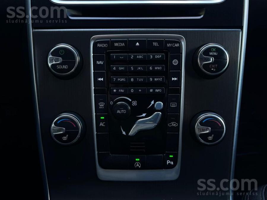 Grey Volvo V60 2014 in Riga, with an engine capacity of 1.60 L and mileage of 0 thousand km for 4599 €, photo 19 on AUTOMOTO.COM.LV