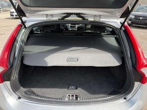 Grey Volvo V60 2014 in Radviliskis, with an engine capacity of 1.98 L and mileage of 142 thousand km for 7750 €, photo 13 on AUTOMOTO.COM.LV