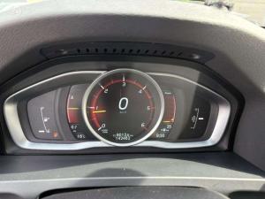Grey Volvo V60 2014 in Radviliskis, with an engine capacity of 1.98 L and mileage of 142 thousand km for 7750 €, photo 16 on AUTOMOTO.COM.LV