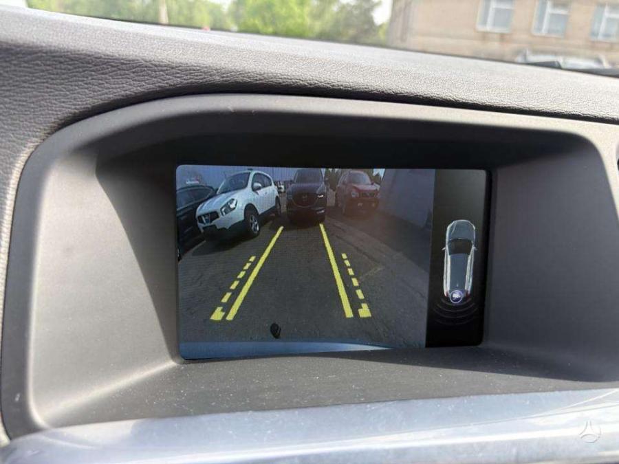 Grey Volvo V60 2014 in Radviliskis, with an engine capacity of 1.98 L and mileage of 142 thousand km for 7750 €, photo 18 on AUTOMOTO.COM.LV