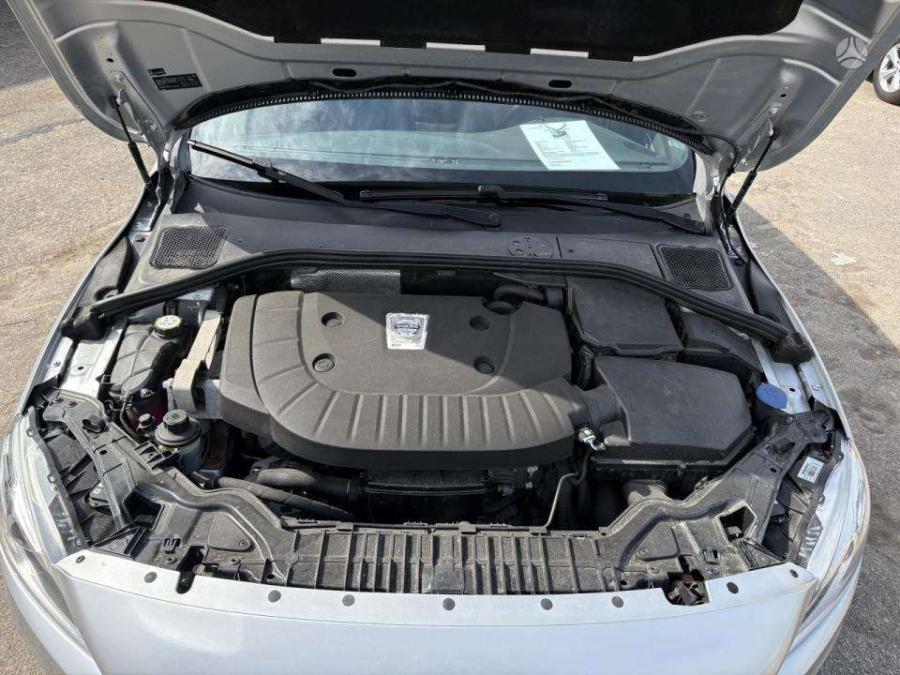 Grey Volvo V60 2014 in Radviliskis, with an engine capacity of 1.98 L and mileage of 142 thousand km for 7750 €, photo 20 on AUTOMOTO.COM.LV