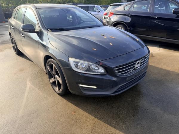 Grey Volvo V60 2014 in Riga, with an engine capacity of 2.00 L and mileage of 275 thousand km for 7995 €, photo 1 on AUTOMOTO.COM.LV