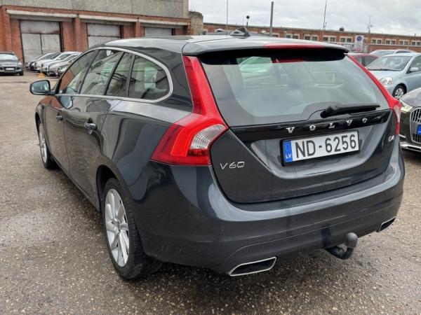 Grey Volvo V60 2014 in Riga, with an engine capacity of 2.00 L and mileage of 280 thousand km for 6999 €, photo 5 on AUTOMOTO.COM.LV