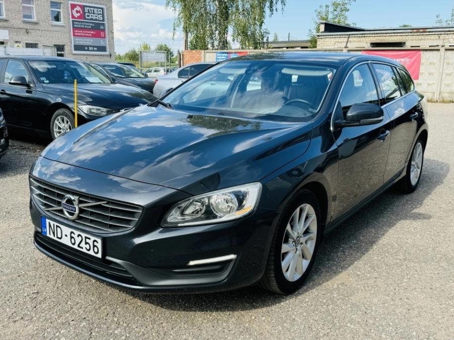 Grey Volvo V60 2014 in Riga, with an engine capacity of 2.00 L and mileage of 280 thousand km for 6999 €, photo 11 on AUTOMOTO.COM.LV