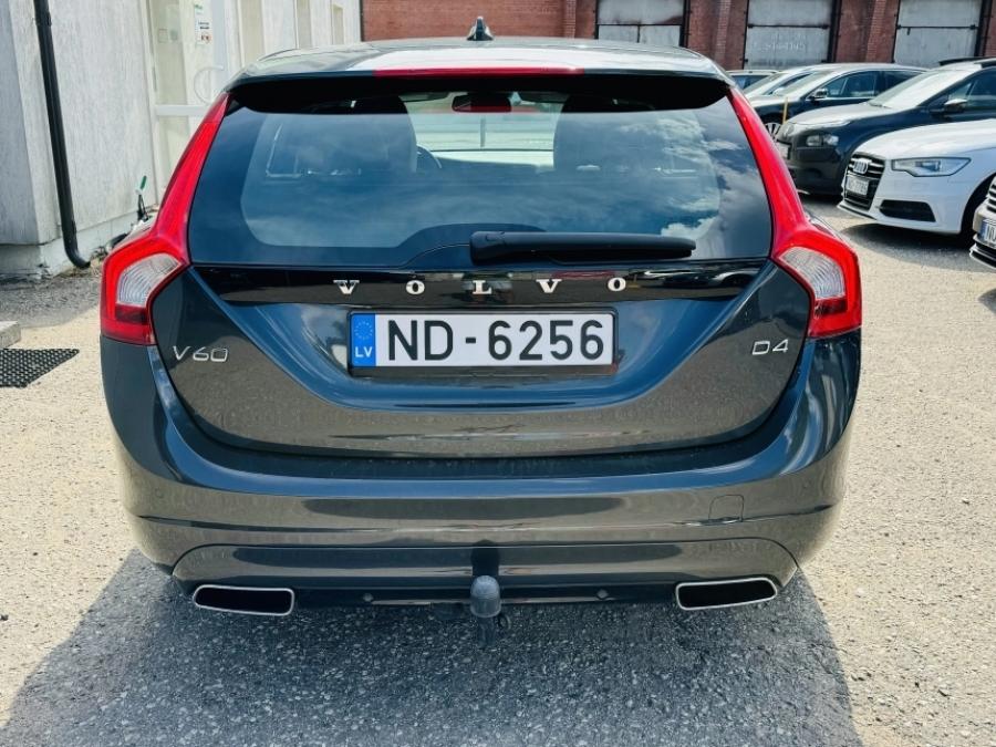 Grey Volvo V60 2014 in Riga, with an engine capacity of 2.00 L and mileage of 280 thousand km for 6999 €, photo 20 on AUTOMOTO.COM.LV
