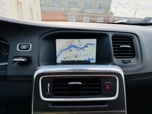 Grey Volvo V60 2014 in Riga, with an engine capacity of 2.00 L and mileage of 280 thousand km for 6999 €, photo 26 on AUTOMOTO.COM.LV