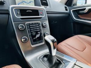 Grey Volvo V60 2014 in Riga, with an engine capacity of 2.00 L and mileage of 280 thousand km for 6999 €, photo 28 on AUTOMOTO.COM.LV