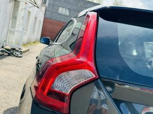 Grey Volvo V60 2014 in Riga, with an engine capacity of 2.00 L and mileage of 280 thousand km for 6999 €, photo 31 on AUTOMOTO.COM.LV