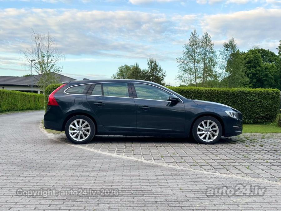 Серый Вольво B60 2014 в Пярну, объемом двигателя 2.00 л и пробегом 265 тыс. км за 8900 €, фото 5 на AUTOMOTO.COM.LV